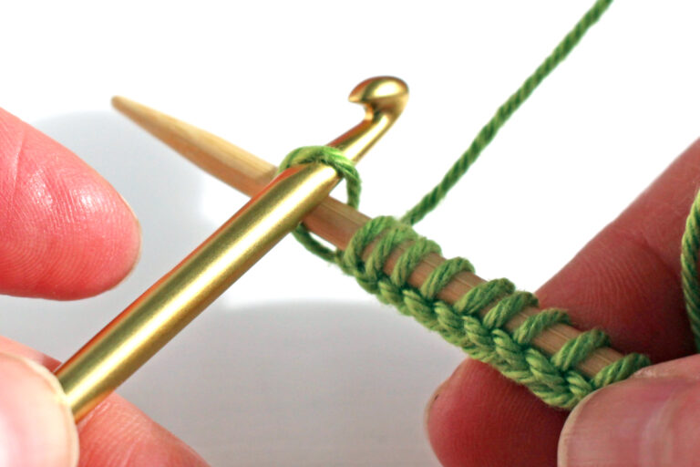 Crochet cast-on method - a left-handed knitting tutorial